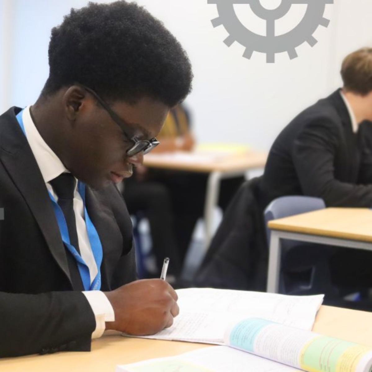 Woolwich Polytechnic Sixth Form - Sixth Form Open Evening - A Huge Success!
